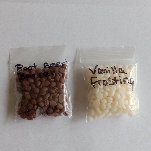 Pink Zebra | Accents | For 10 Pink Zebra Sprinkles Vanilla Frosting ...